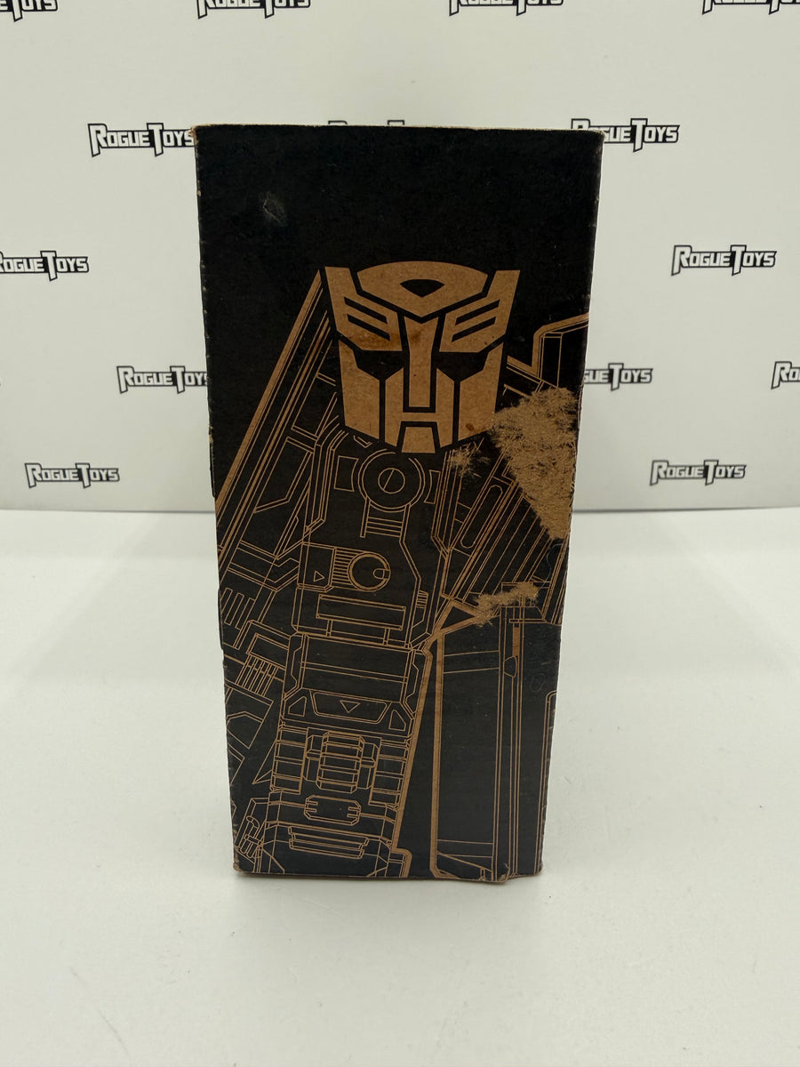 Hasbro Transformers Legacy Deluxe Class DK-3 Breaker| Rogue Toys