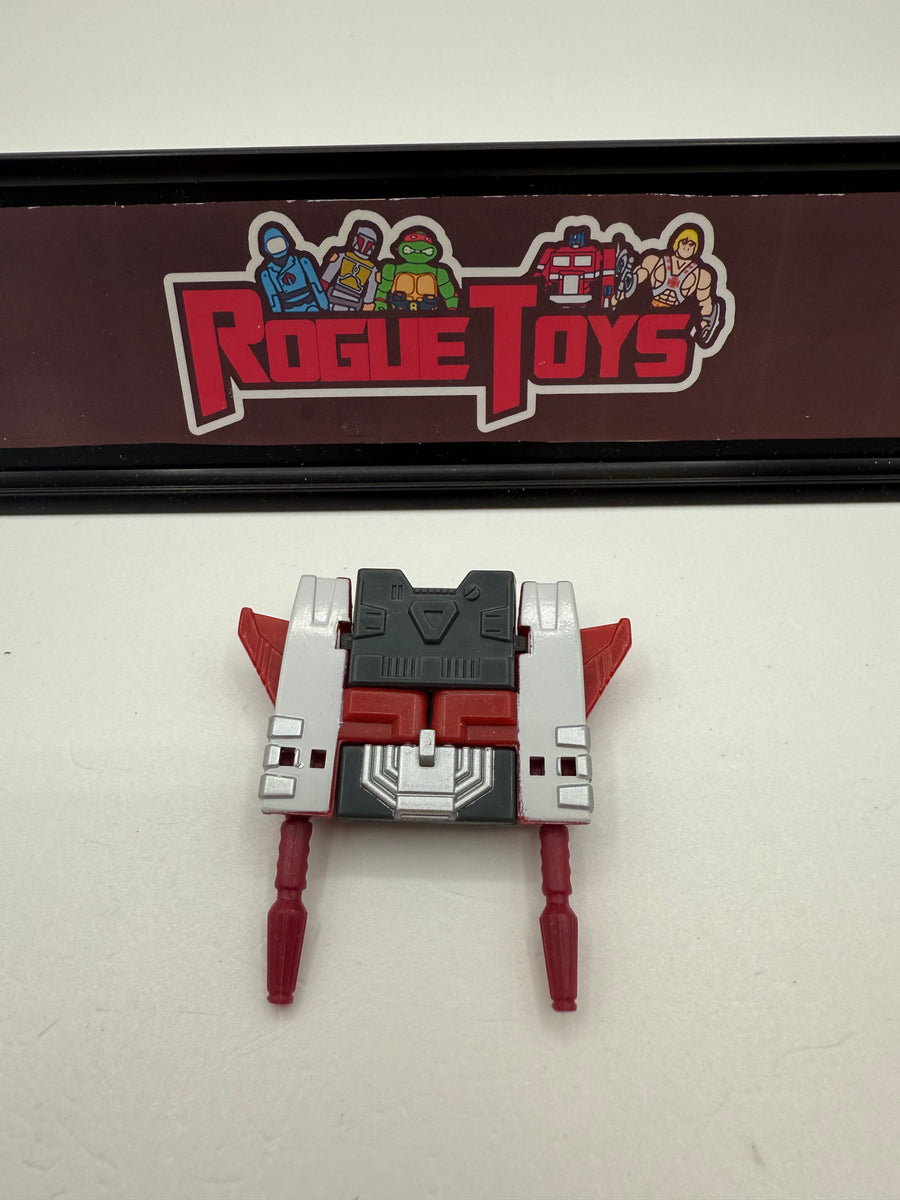 Hasbro Transformers Cybertron Scout Class Autobot Swerve| Rogue Toys