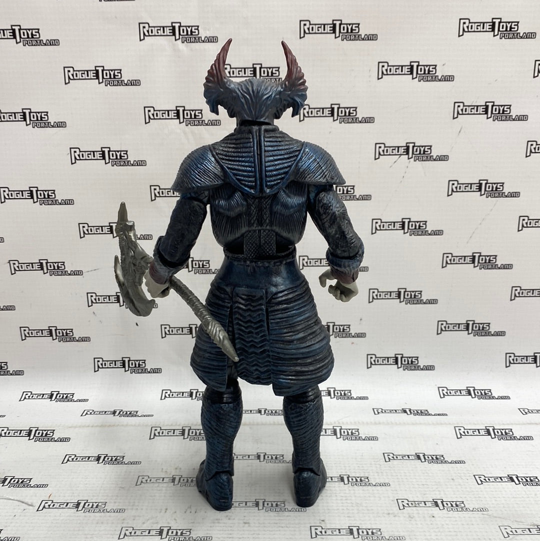 Mattel DC Multiverse Steppenwolf BAF/Collect & Connect Figure| Rogue Toys