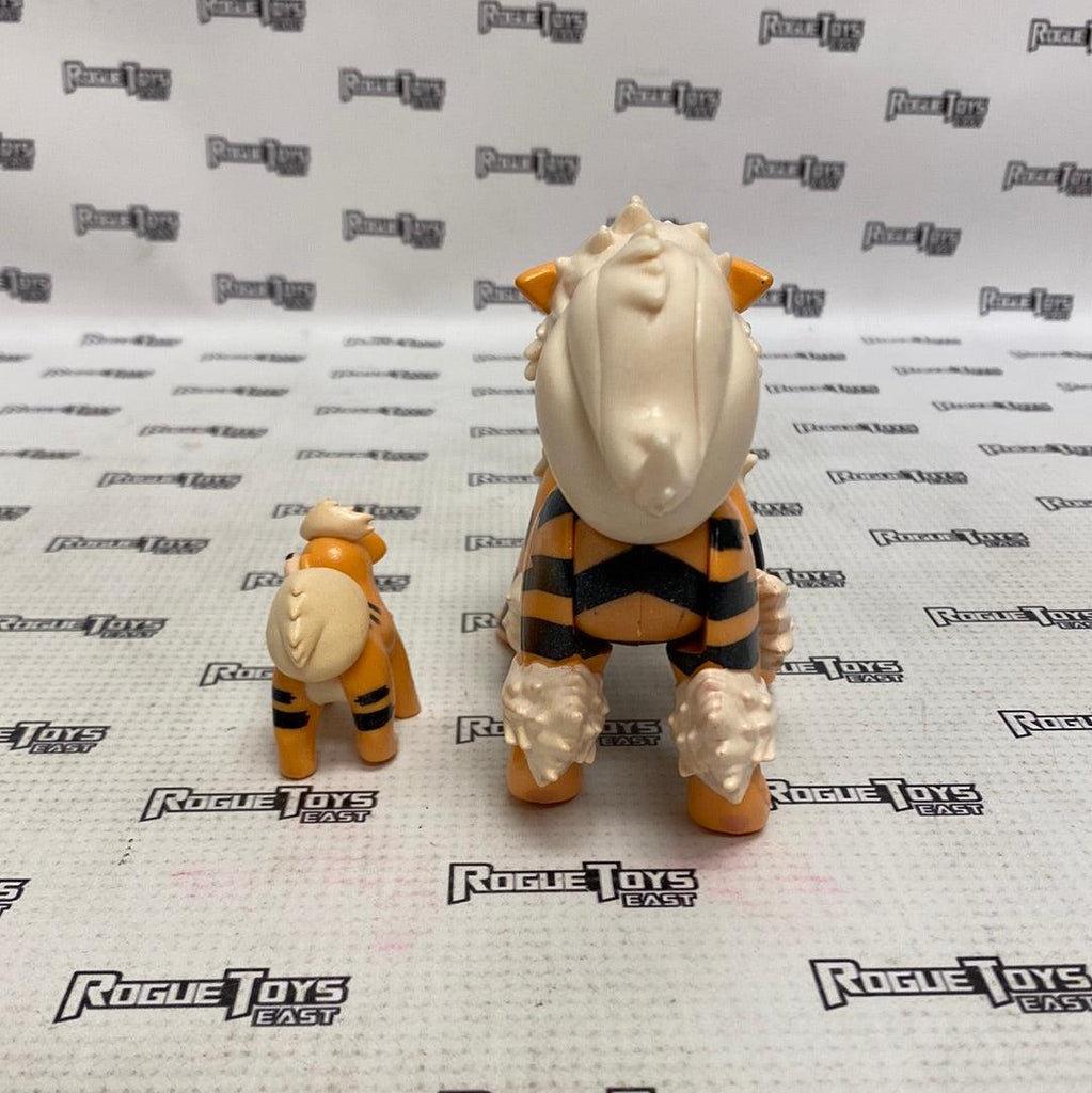 Pokémon select growlithe evolution: growlithe + arcanine 2-pack