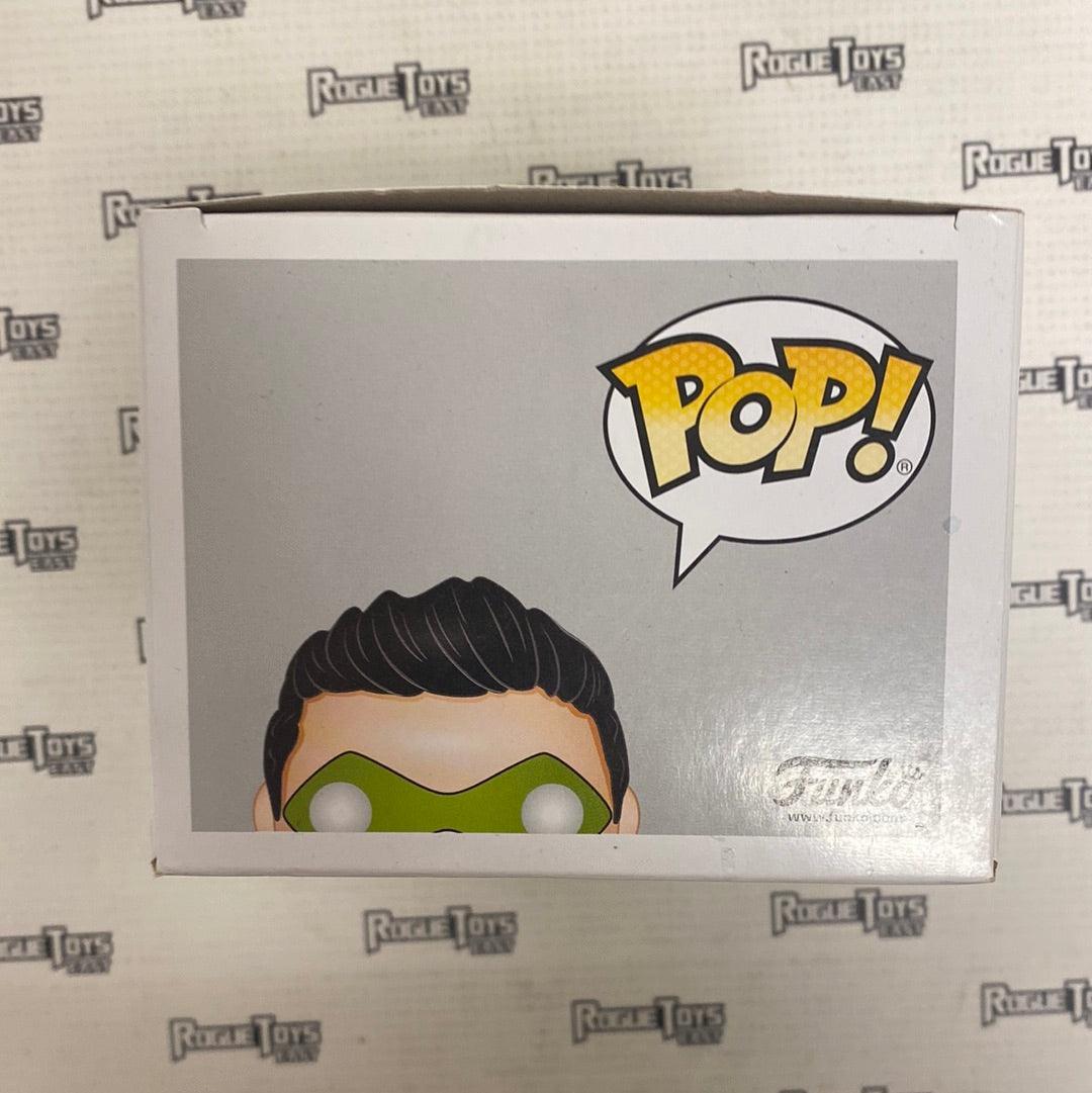 Funko POP! 2017 ECCC Exclusive Emerald City Crusader| Rogue Toys